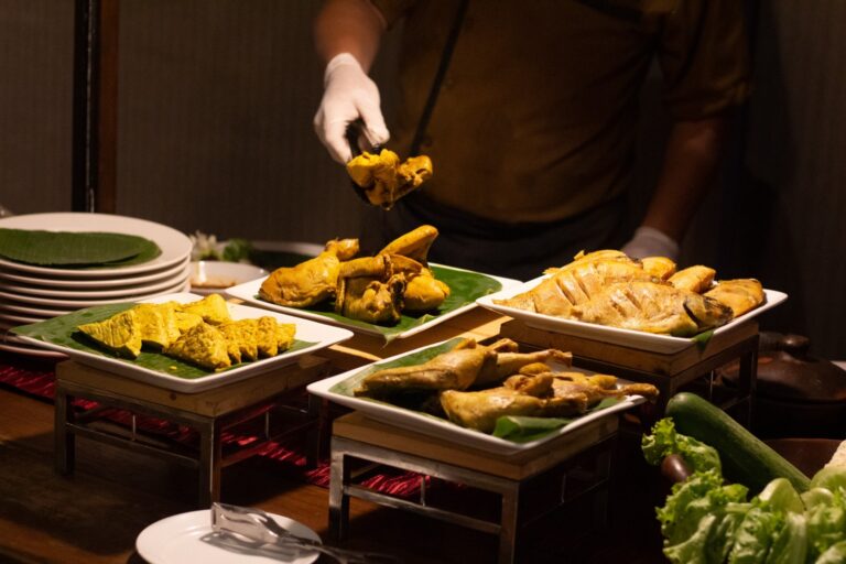 “Jajanan Solo” Solo Paragon Hotel & Residences Hadirkan Menu Penyetan ...